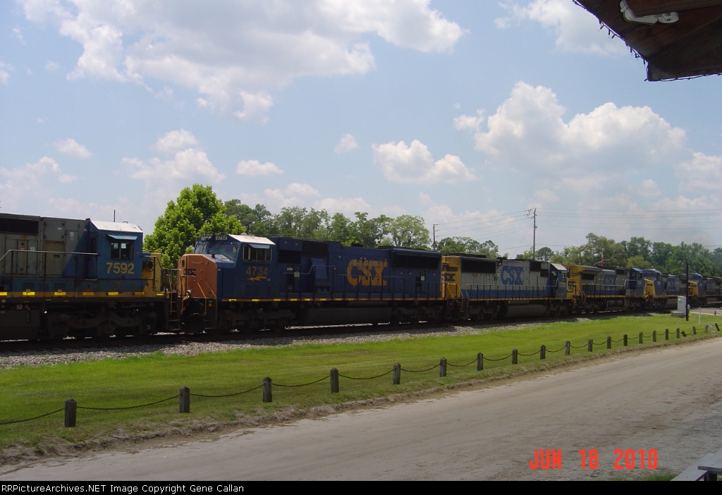 CSX 8701, 4734 and 7592